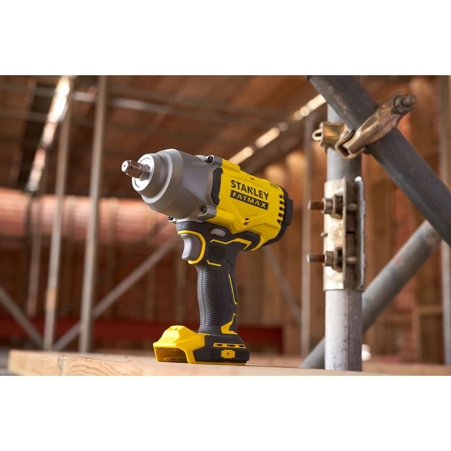 Stanley FatMax 20V MAX Szénkefementes ütvecsavarozó akku és töltő nélkül