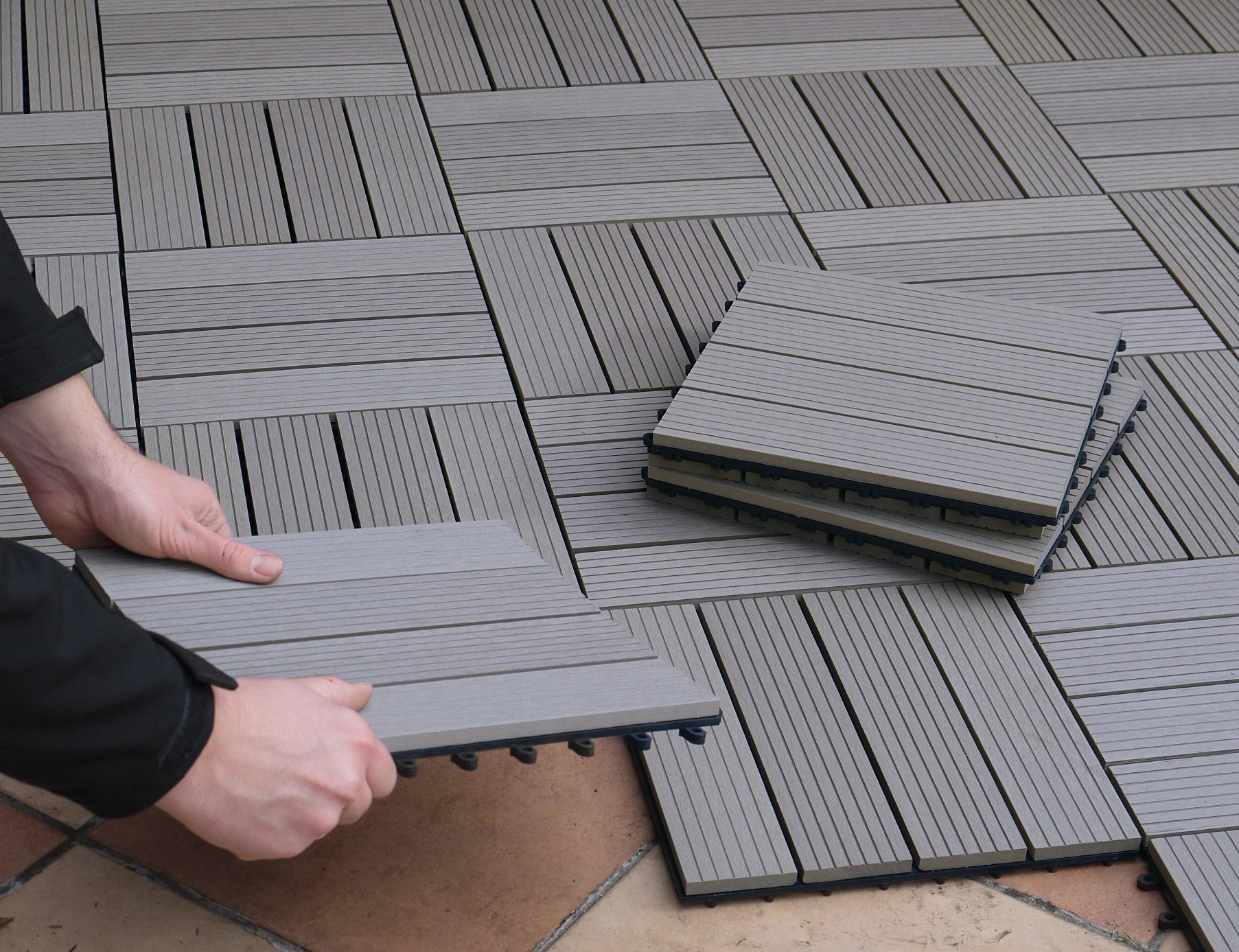 Összepattintható WPC járólap világosszürke 30 cm x 30 cm 10 darab ...