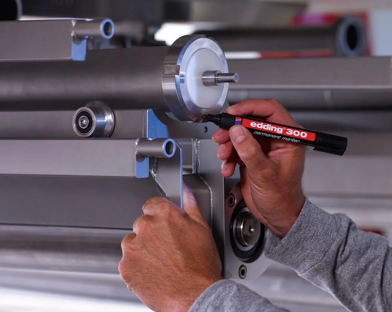 Edding 300 permanent marker piros