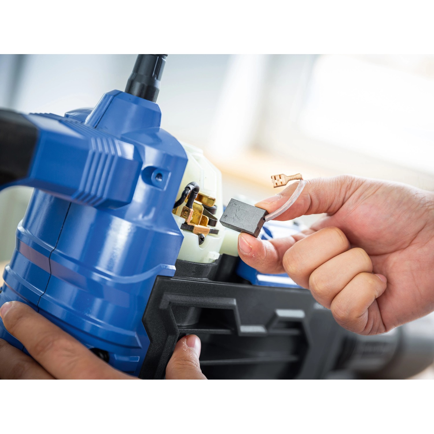 LUX-TOOLS E-AHL-21 bontókalapács