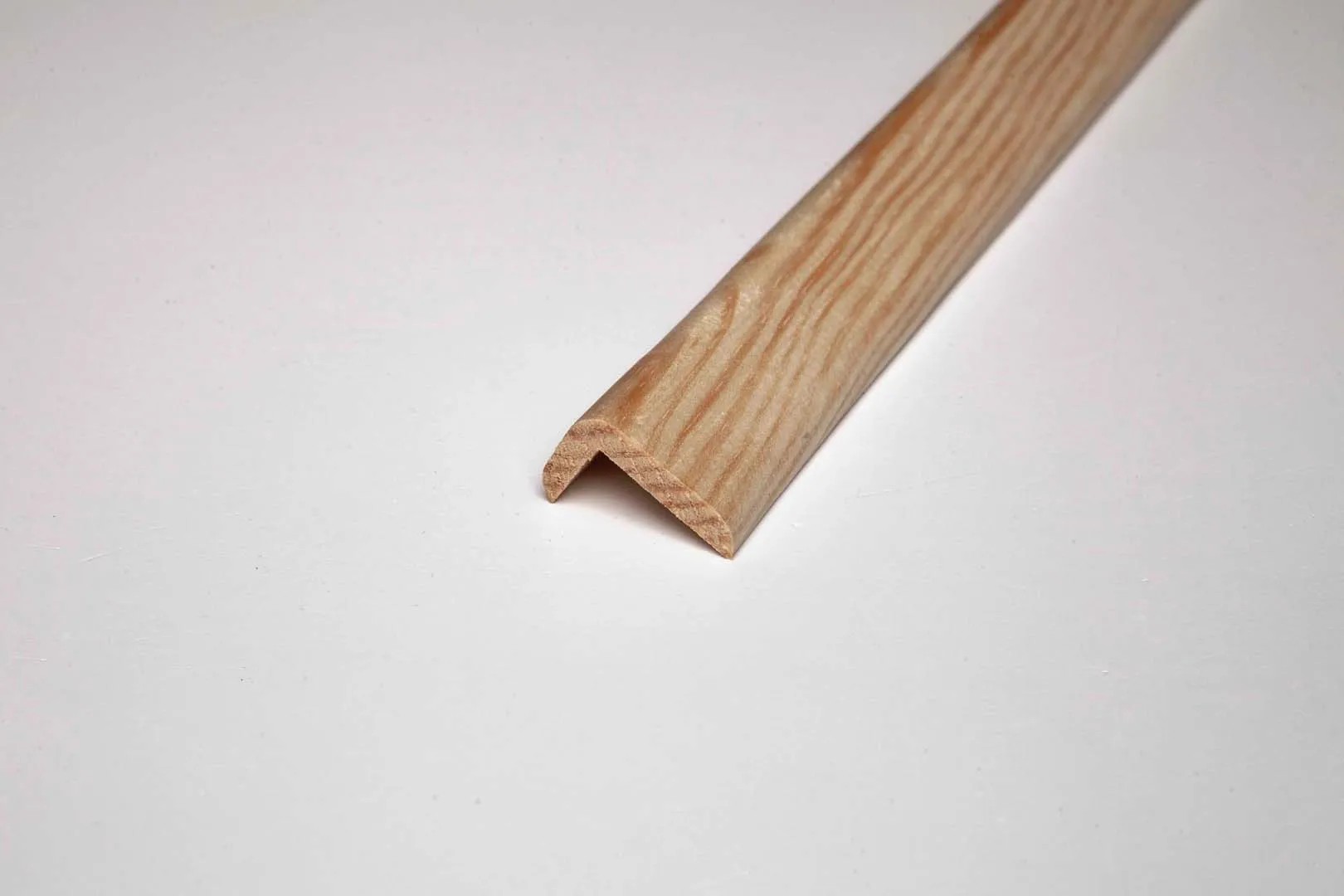 Külső sarokléc erdeifenyő 15 mm x 25 mm x 2100 mm vásárlása az OBI -nál