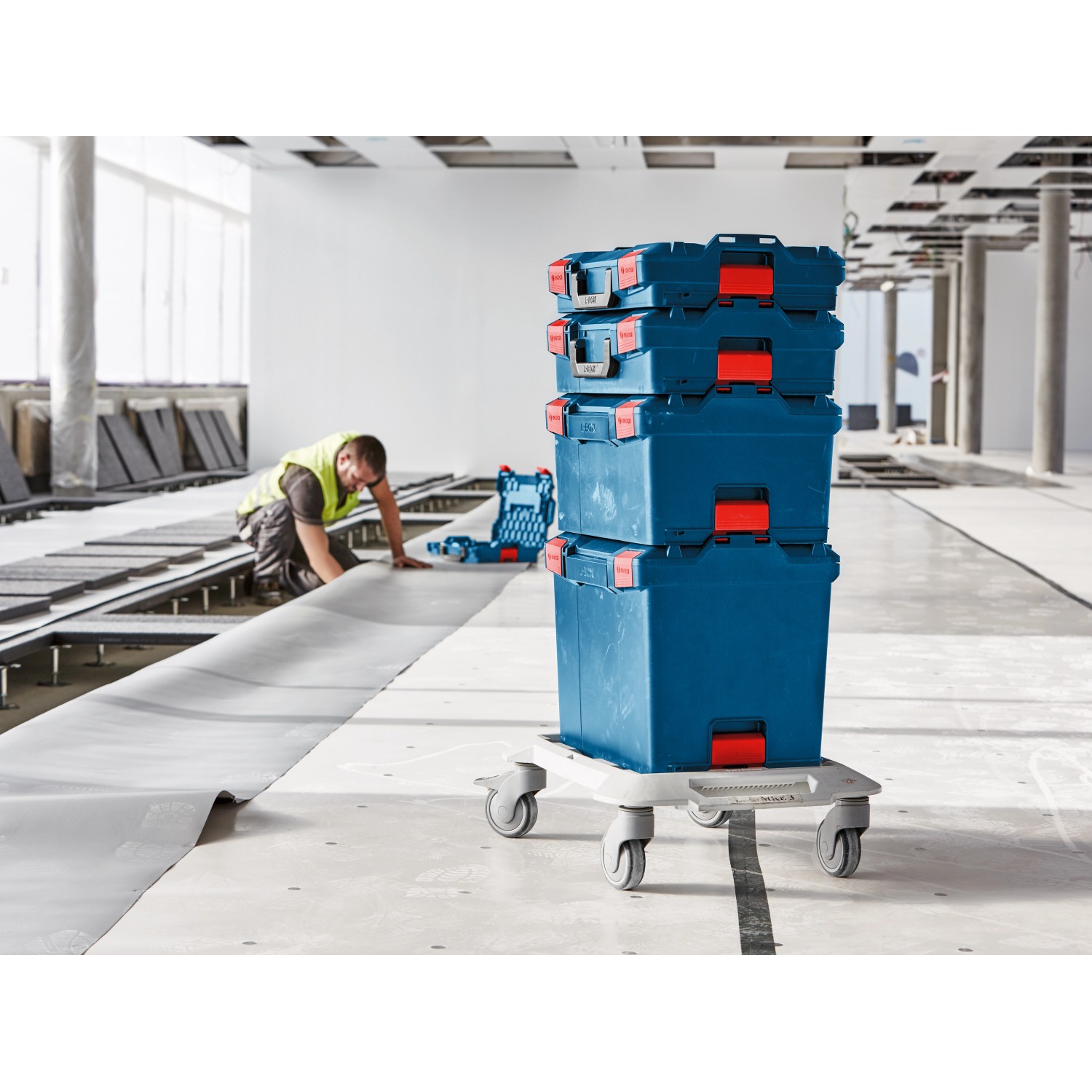Bosch Professional L-Boxx 136 Mobility System szerszámosláda vásárlása ...