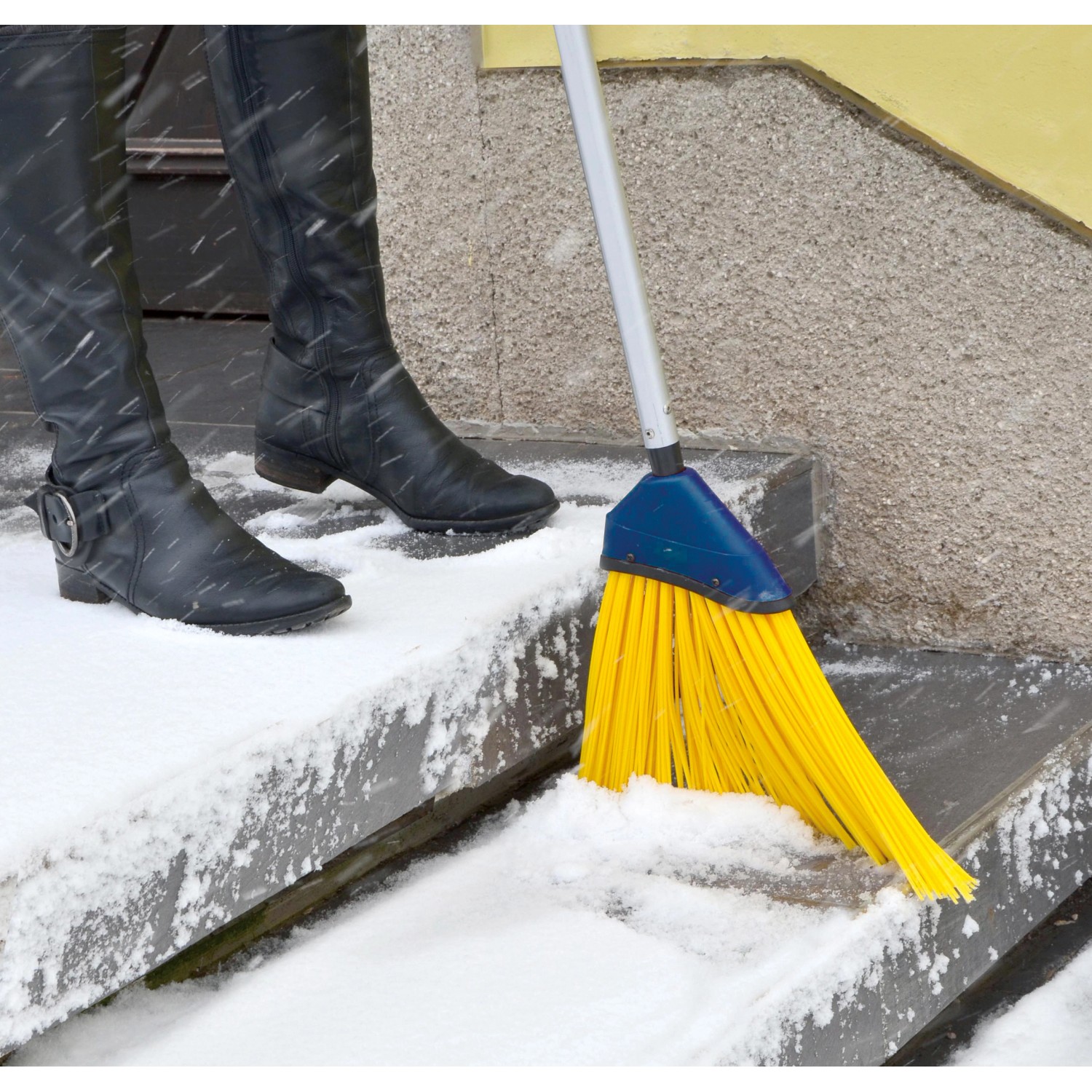 Sonneck univerzális seprű nyéllel 130 cm vásárlása az OBI -nál