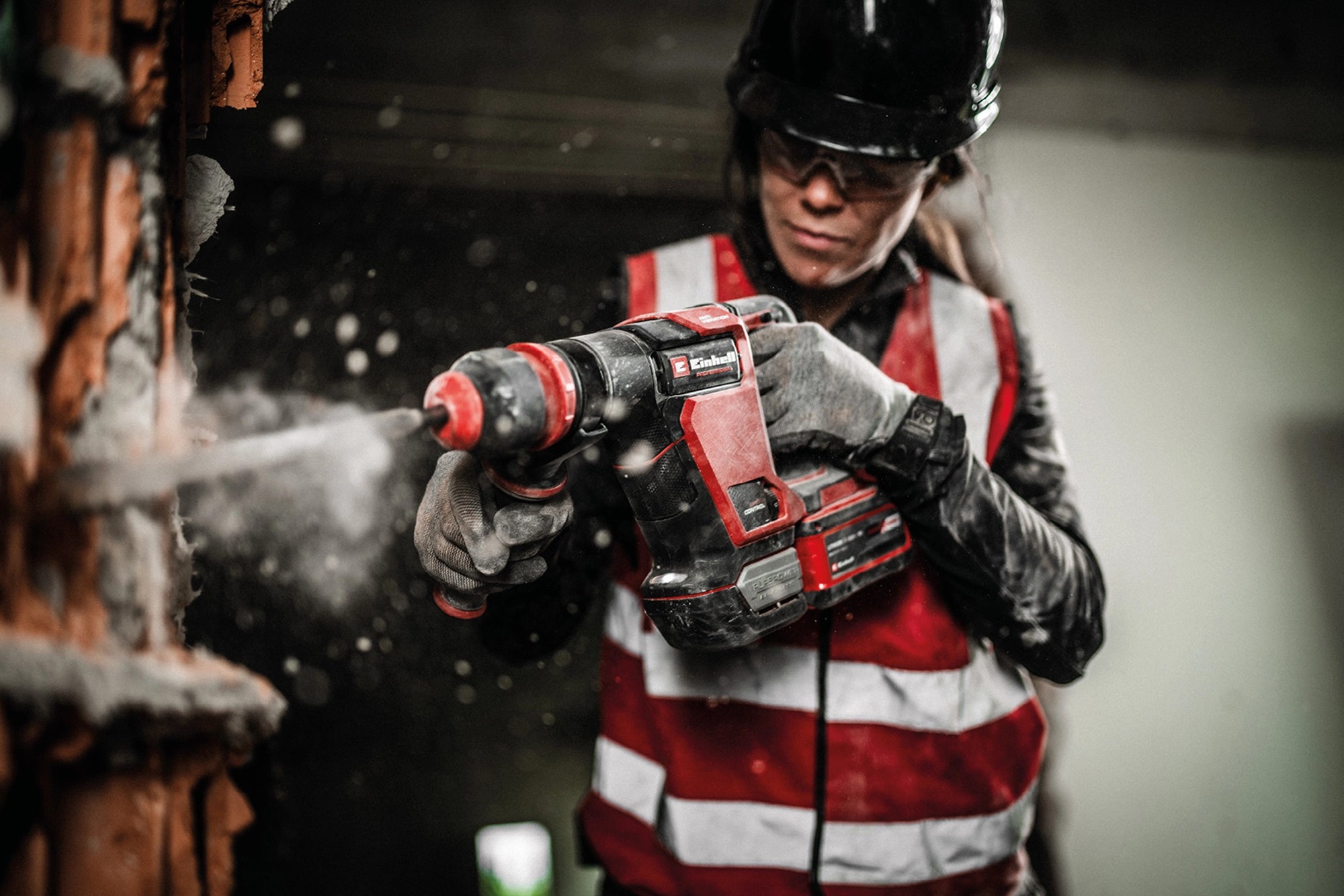 Einhell Professional TP-DH 18/4 akkus bontókalapács piros-fekete vásárlása az OBI -nál