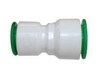 Minőségi csatlakozók és kapcsolók a kerti vízvezetékek optimális ...