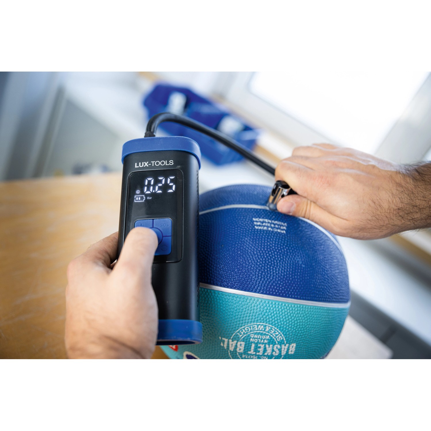 LUX-TOOLS 12V A - KPS - 12 / 10 mini kompresszor vásárlása az OBI -nál